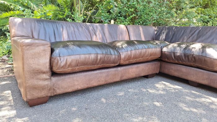3 meter Massive CORICRAFT Leather Couch Corner Unit Kariba Genuine Leather Lounge Suite Limpopo Mud Durbanville Gumtree South Africa