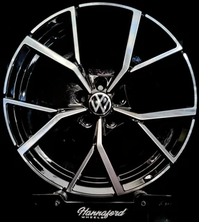 18" VW 8R REPS DIAMOND CUT WHEELS.... | Other | Gumtree South Africa