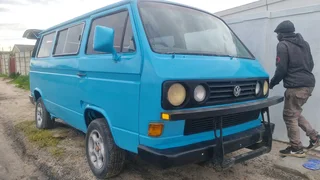 Microbus 2.3i | Grassy Park | Gumtree South Africa