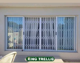 Retractable security gates and barriers for doors and windows | Port ...