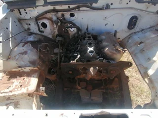 Nissan VG30 engine parts. Cylinder heads, manifolds, bottom intake ...