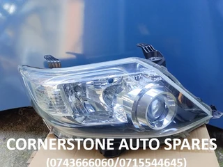 TOYOTA FORTUNER D4D XENON RIGHT SIDE HEADLIGHT | Highlands North ...