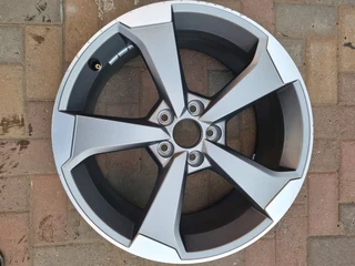 AUDI A3/S3 ROTOR SINGLE 19IN OEM MAG | Melville | Gumtree South Africa