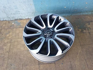 One single 22inch original Range Rover sport mag 5x120 PCD this rim is ...